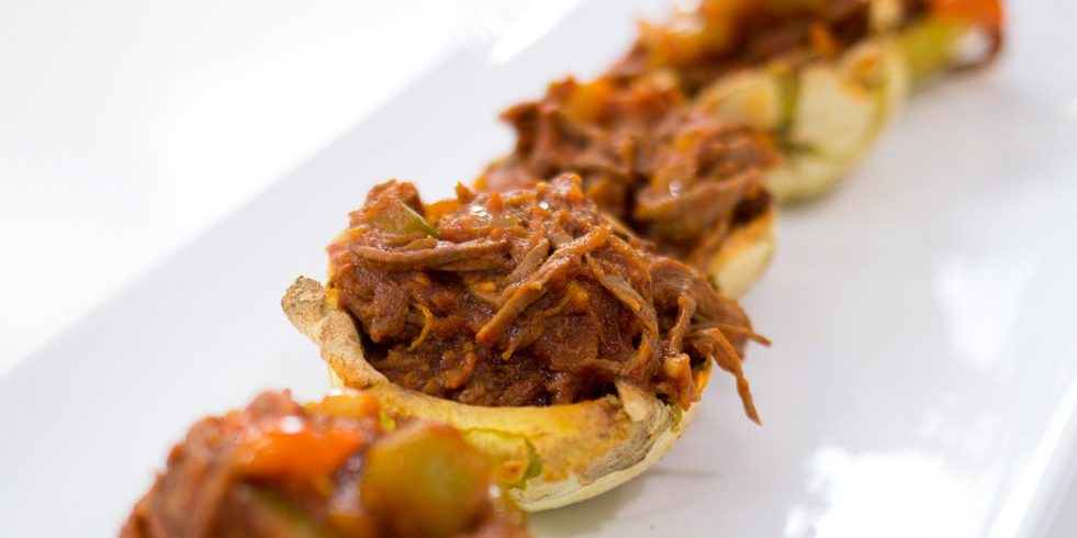Plantain Baskets Topped With Shredded Meat – Latin Deli